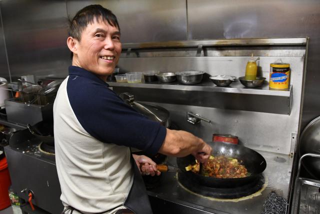 Market_284961_01.jpg | Dandenong Star Journal